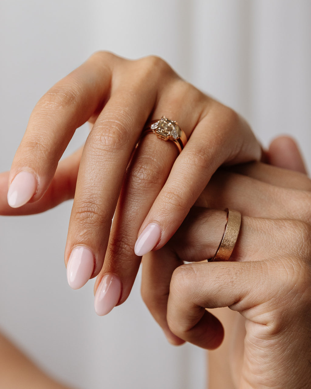 Bevelled Edge Touchstone Men's Wedding Band – Grew & Co