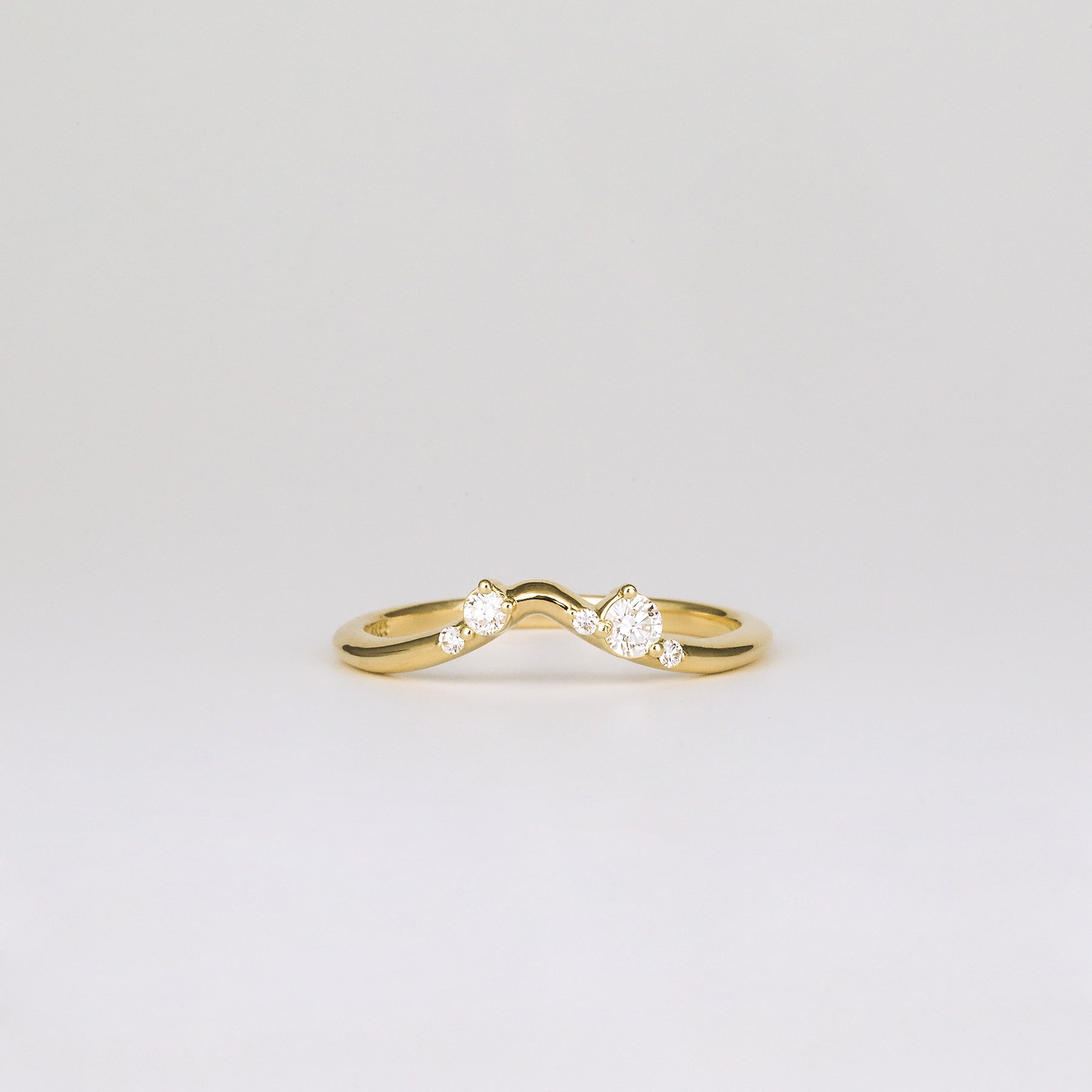Oleema Curved V Wedding Ring – Grew & Co