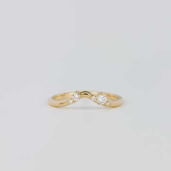 Oleema Curved V Wedding Ring – Grew & Co